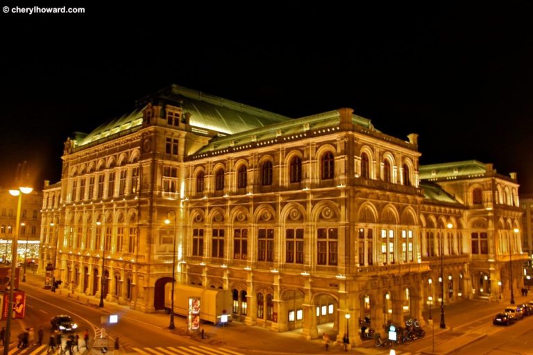 Some Stunning Photos Of Vienna By Night - cherylhoward.com